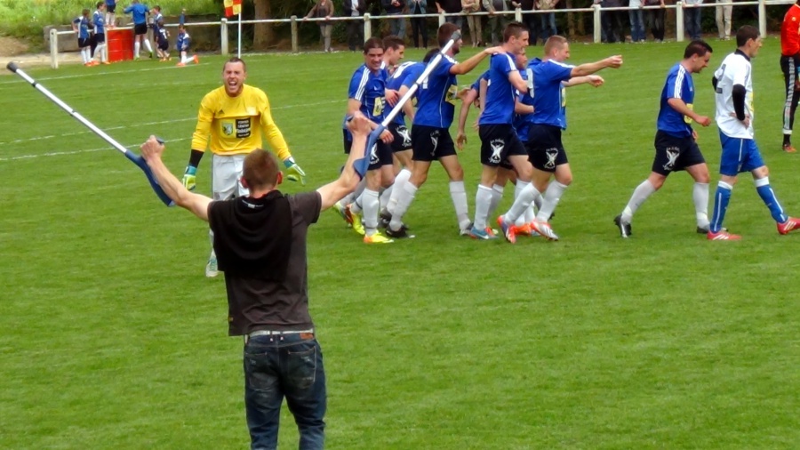 ARCHIVES : Spézet arrache sa finale - carhaix - football | newsouest.fr